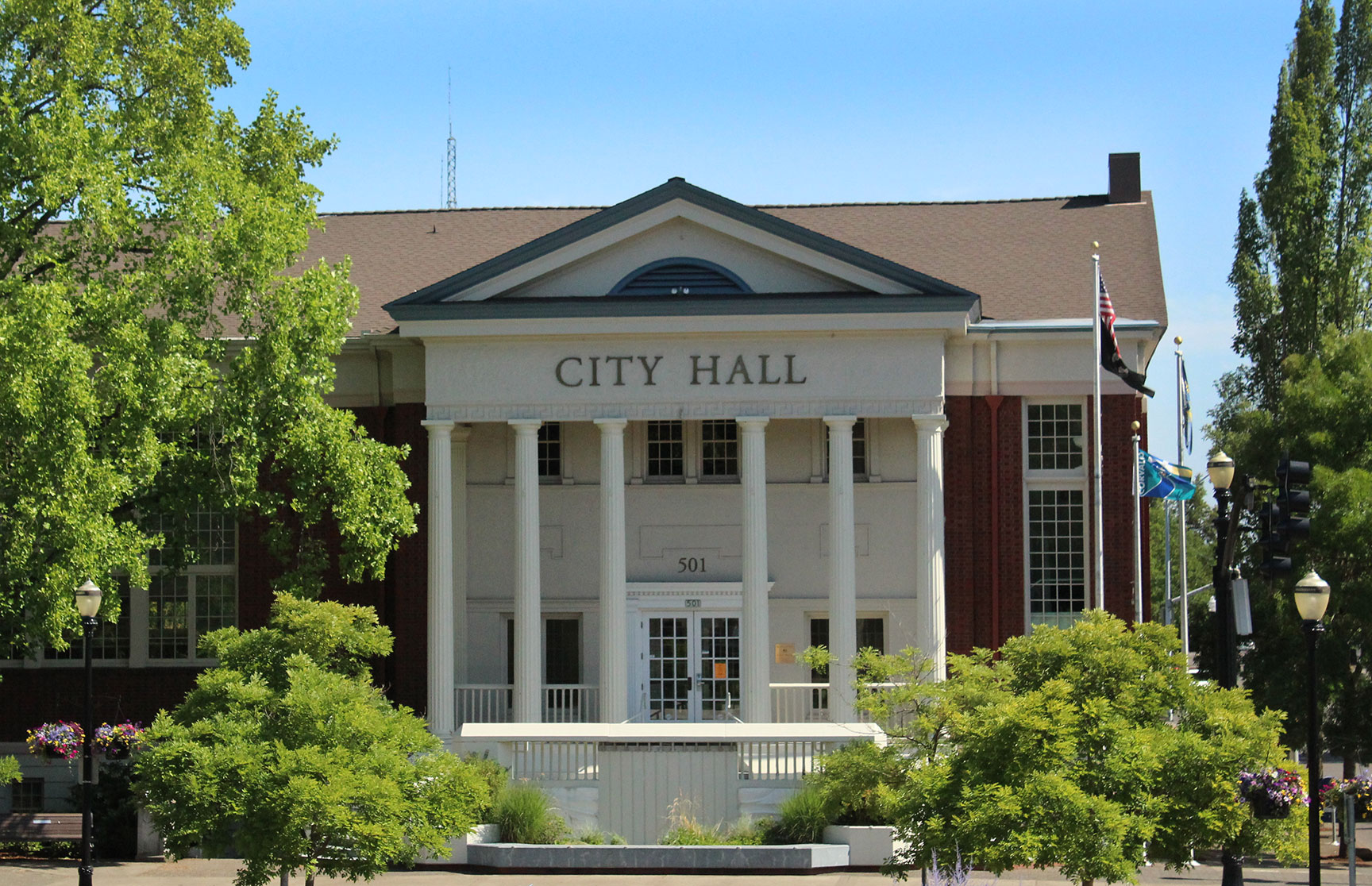 New City Council Takes Oath of Office | Corvallis Oregon
