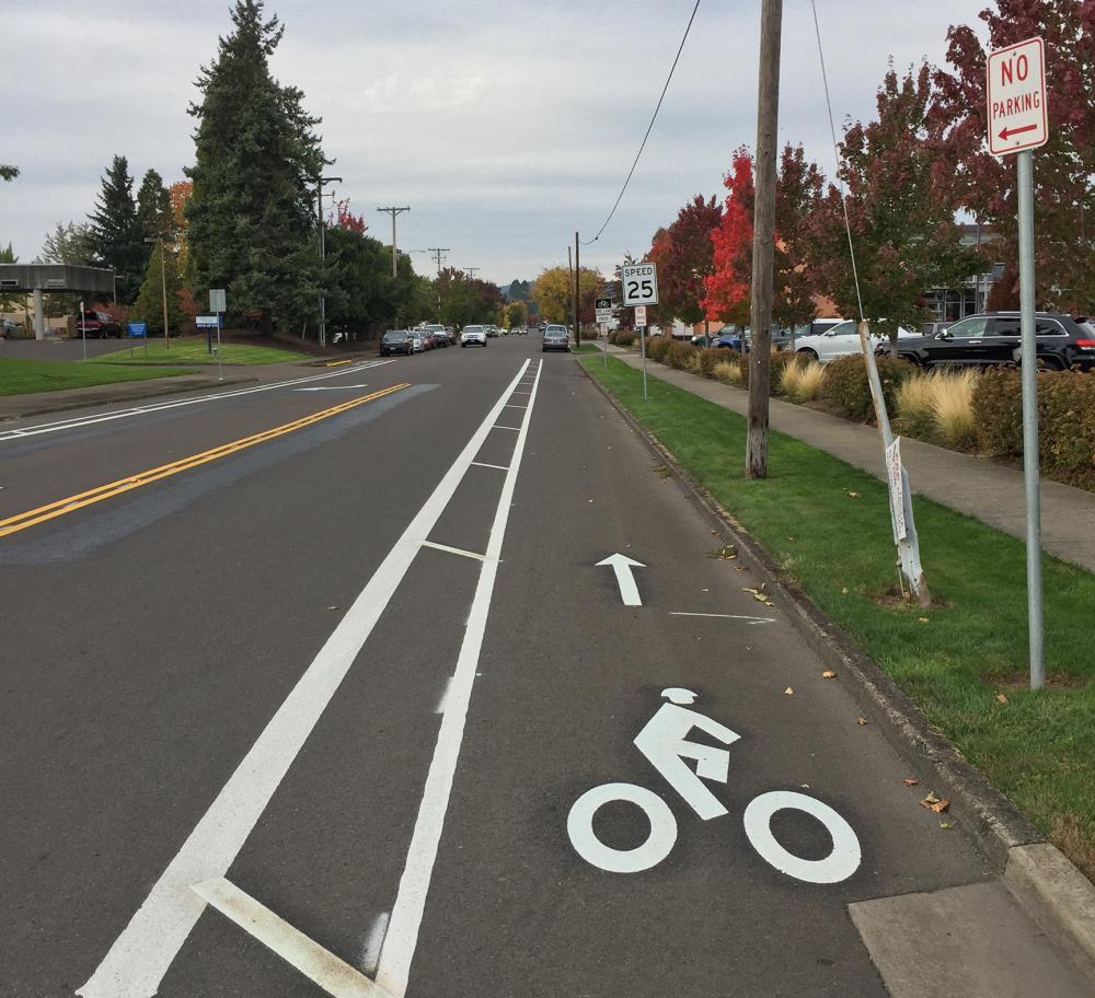 First Buffered Bike Lane Installed on NW Spruce Avenue | Corvallis Oregon
